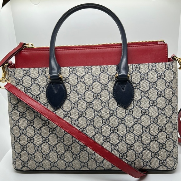 Gucci | Bags | Gucci Linea Supreme Monogram Tote Nearly New Coa ...